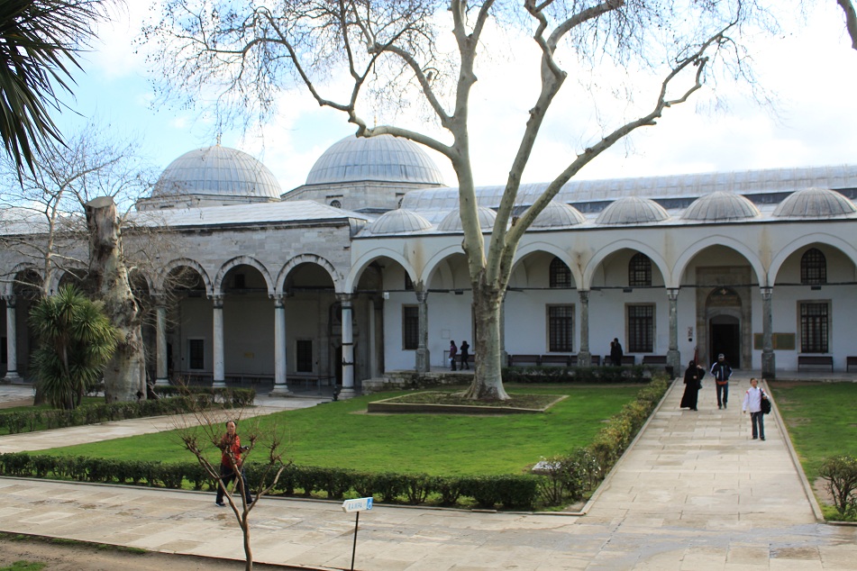 Grand Palaces of the Ottomans | What an Amazing World!