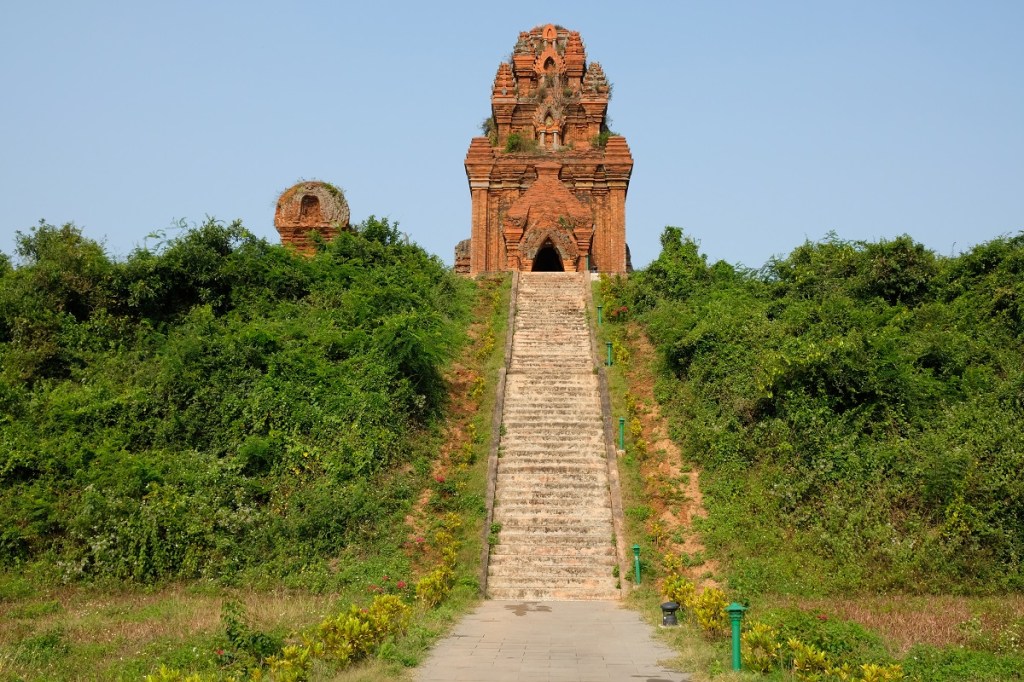 An Introduction to Champa | What an Amazing World!